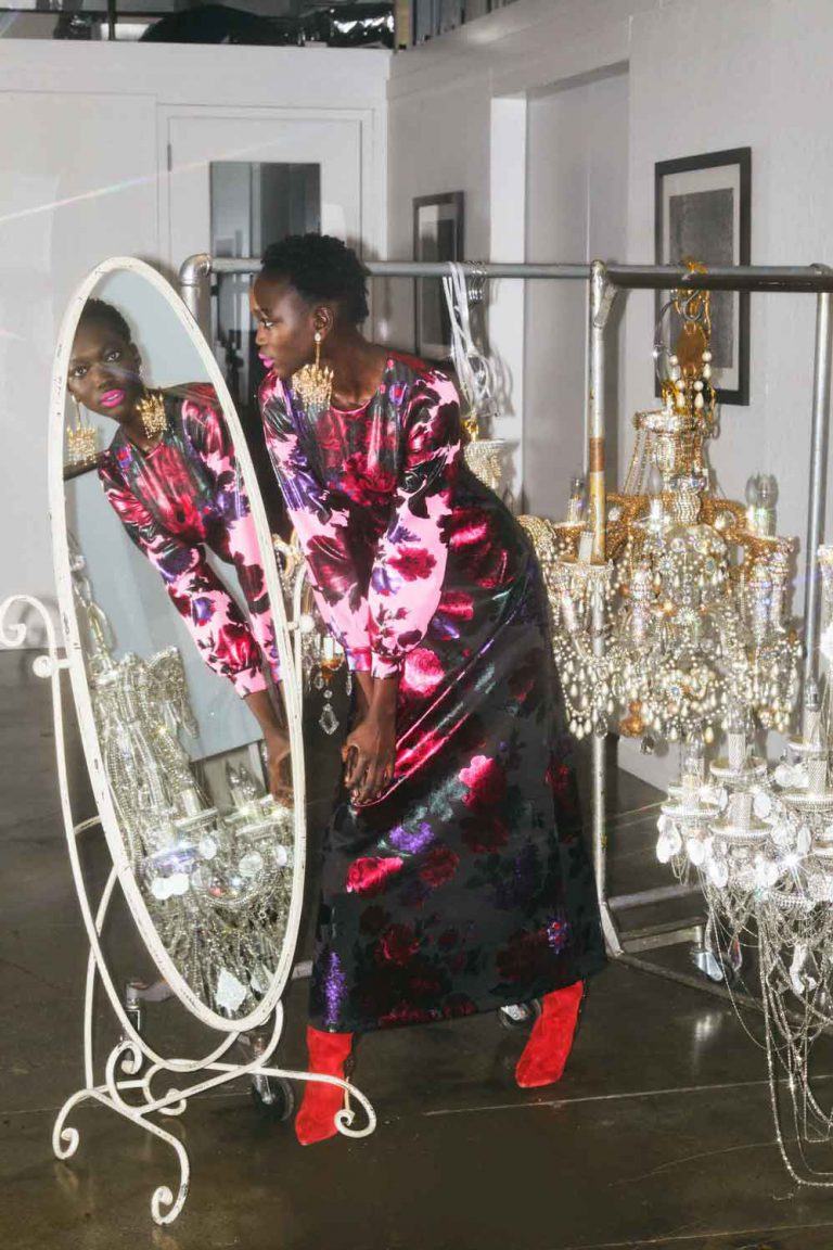 Nya: Blue Sparkle - Reserved Magazine