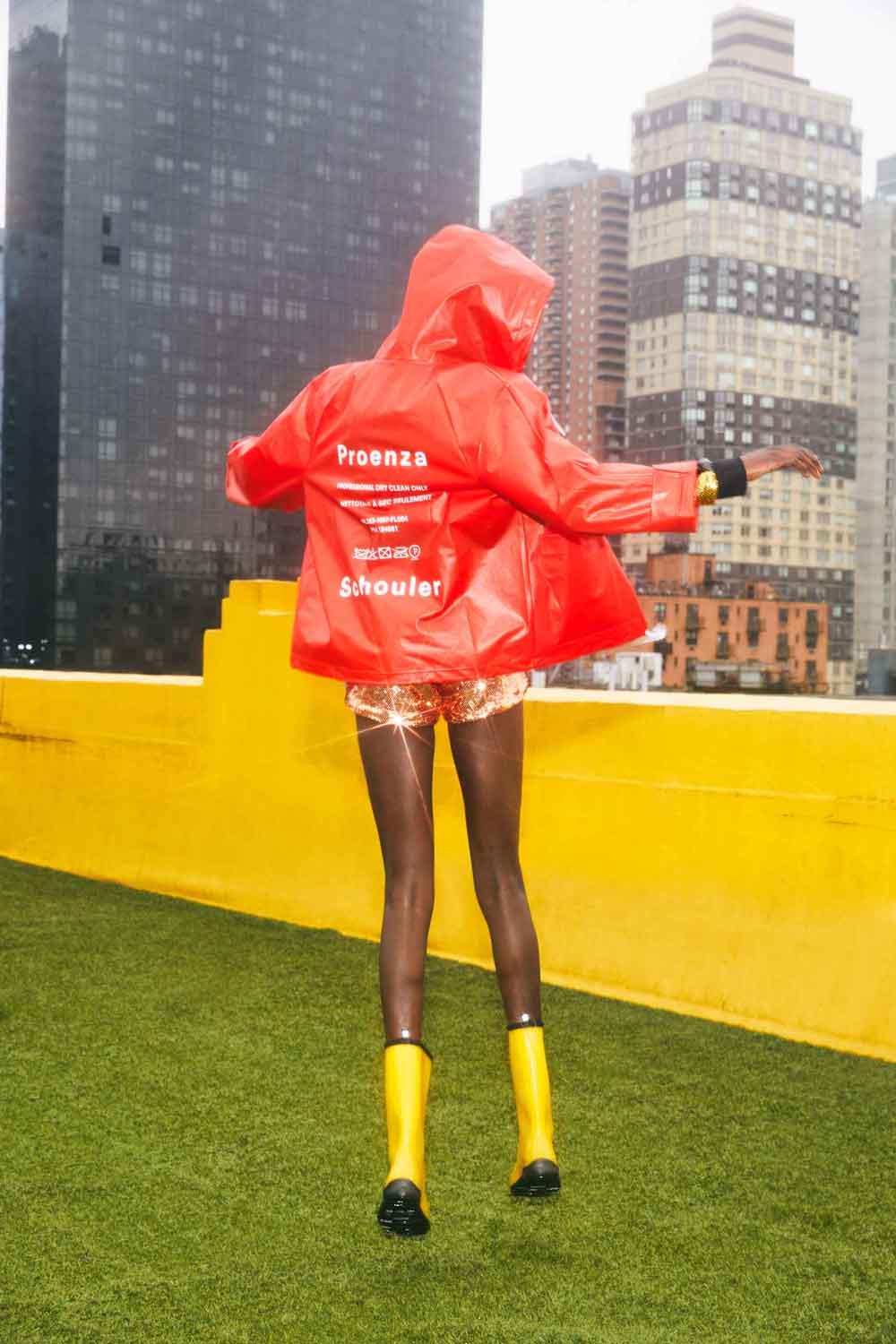 Nya: Blue Sparkle - Reserved Magazine