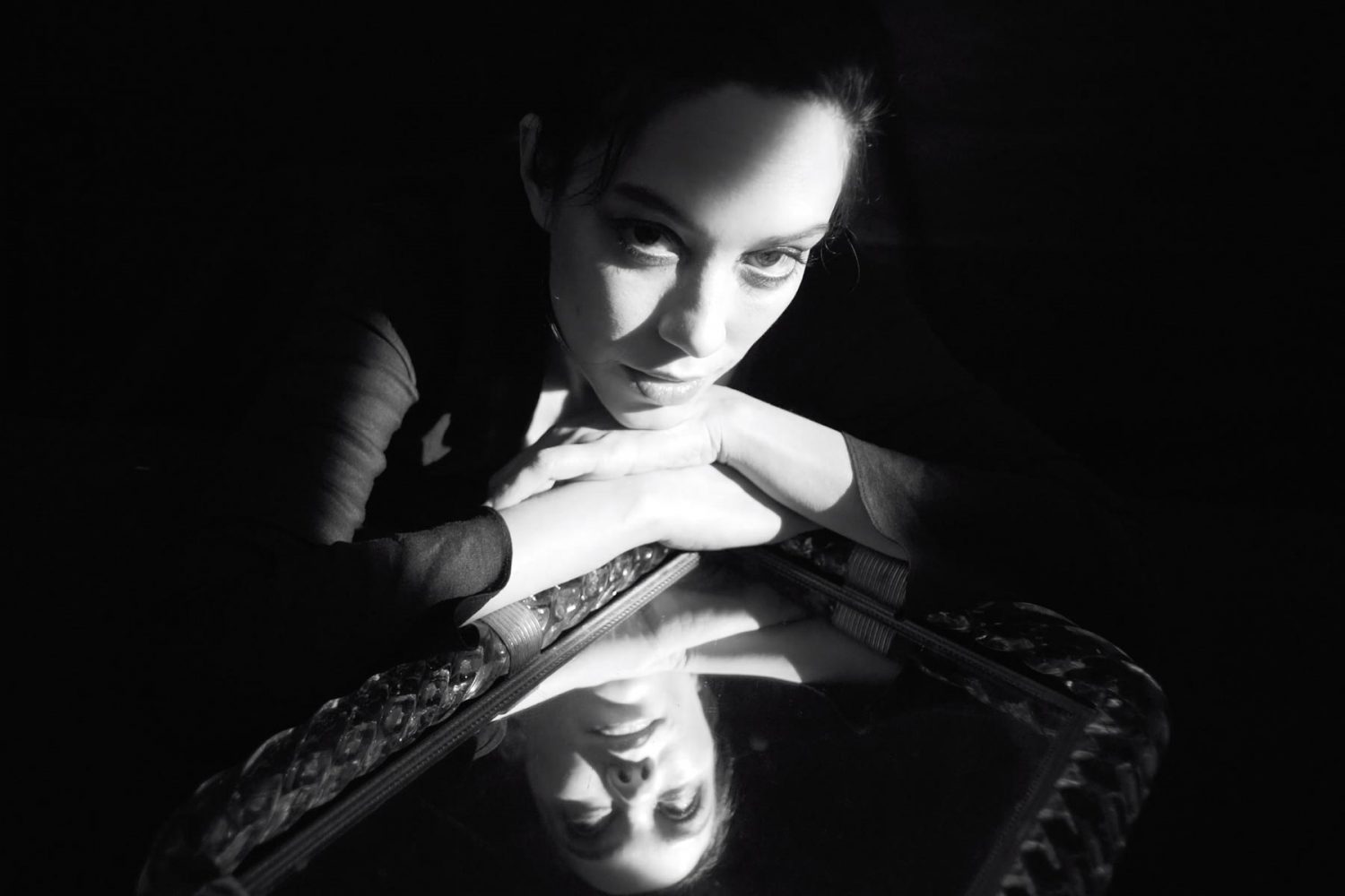 TERRI TERRI "LOVERS IN NO TIME" - Reserved Magazine