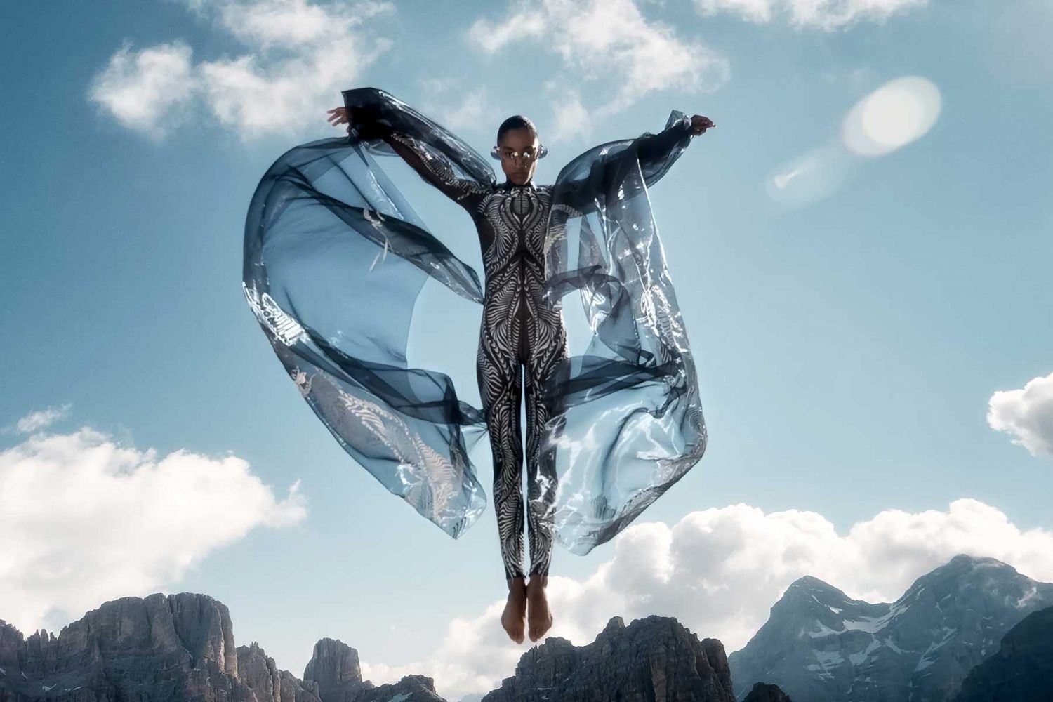 IRIS VAN HERPEN | A/W 2021-2022 - Reserved Magazine