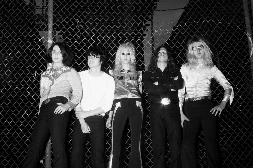 STARCRAWLER! | ON FIRE - Reserved Magazine